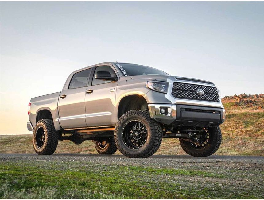 ReadyLIFT 8" Big Lift Kit 44-58770 | RealTruck