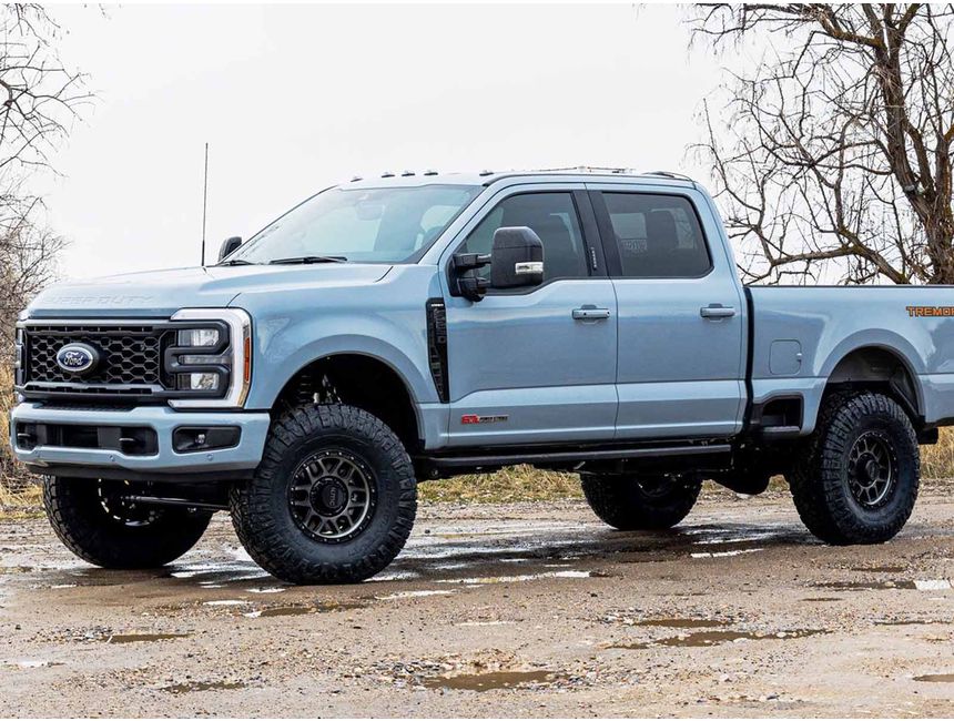 ReadyLIFT 2.5" SST Lift Kit 69-23250 | RealTruck