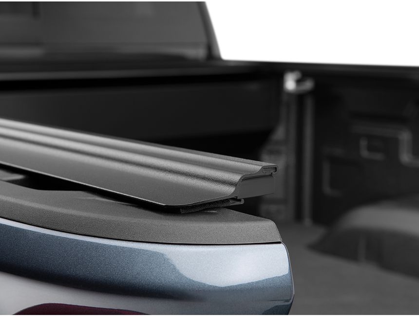 RetraxONE MX Tonneau Cover 60484 | RealTruck