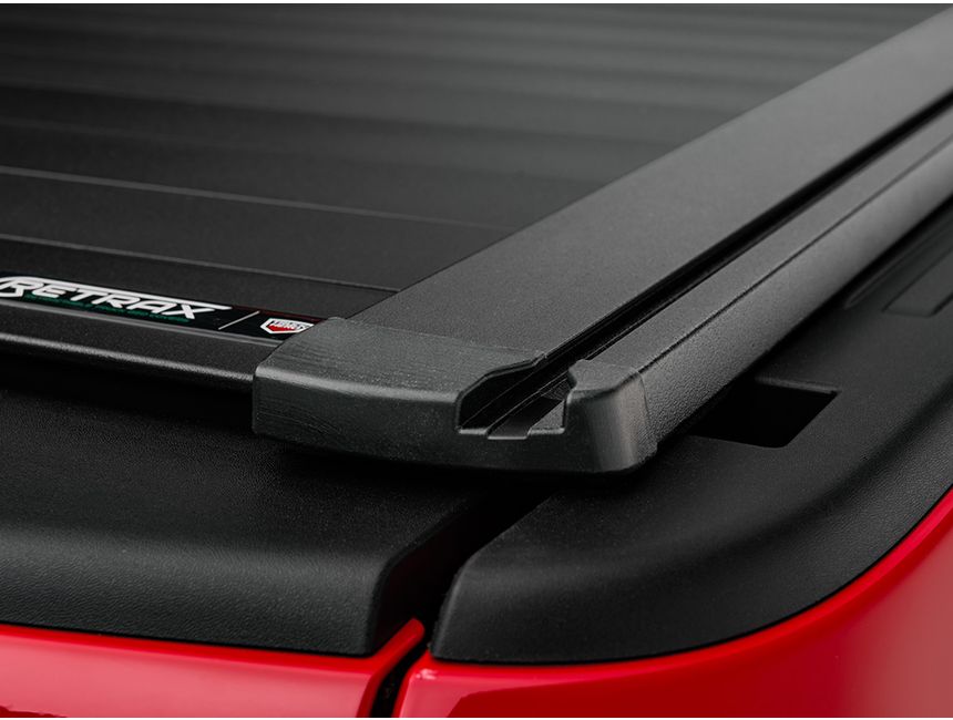 RetraxPRO XR Tonneau Cover T-80232 | RealTruck