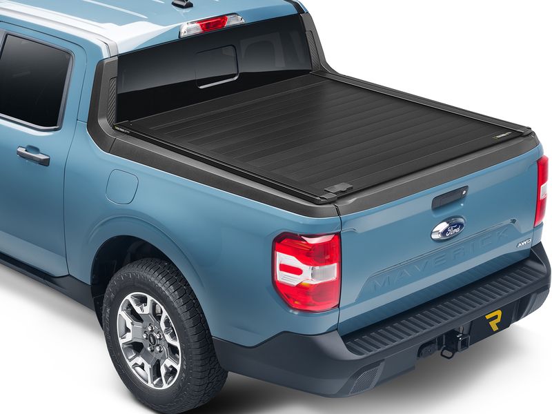Retrax PRO XR Manual Retractable Tonneau Cover w/ T-Slot Rails | RealTruck