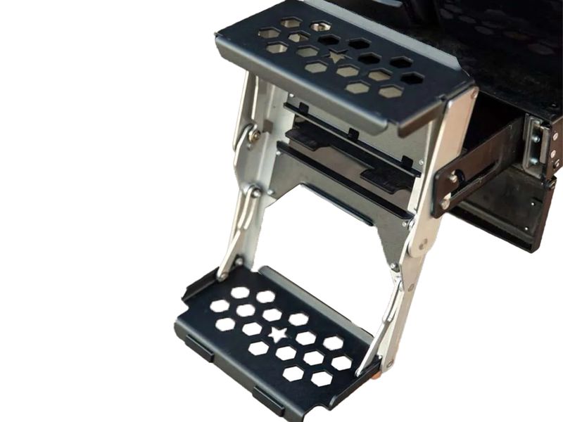 1989 Mitsubishi Mirage | Truck Bed Steps for Rear & Bumper | RealTruck