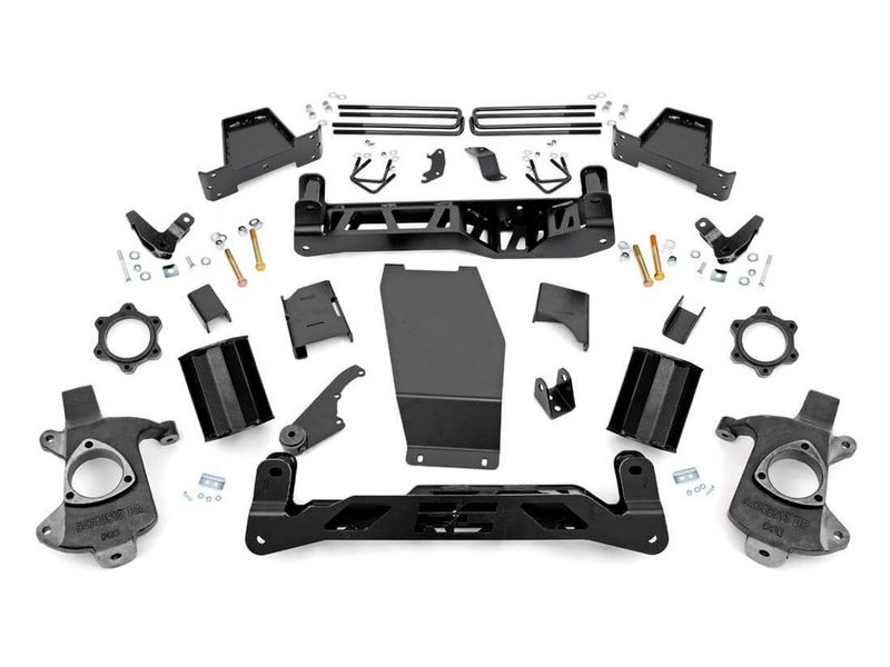 Rough Country 7" Standard Lift Kit | RealTruck