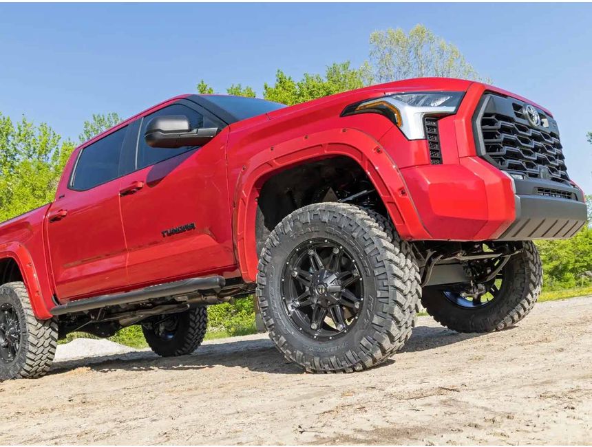 Rough Country 6" Standard Lift Kit 71231 | RealTruck