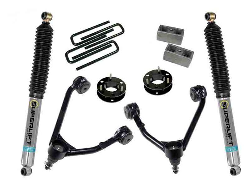 Superlift 3.5 Lift Kit SUP-3850B | RealTruck
