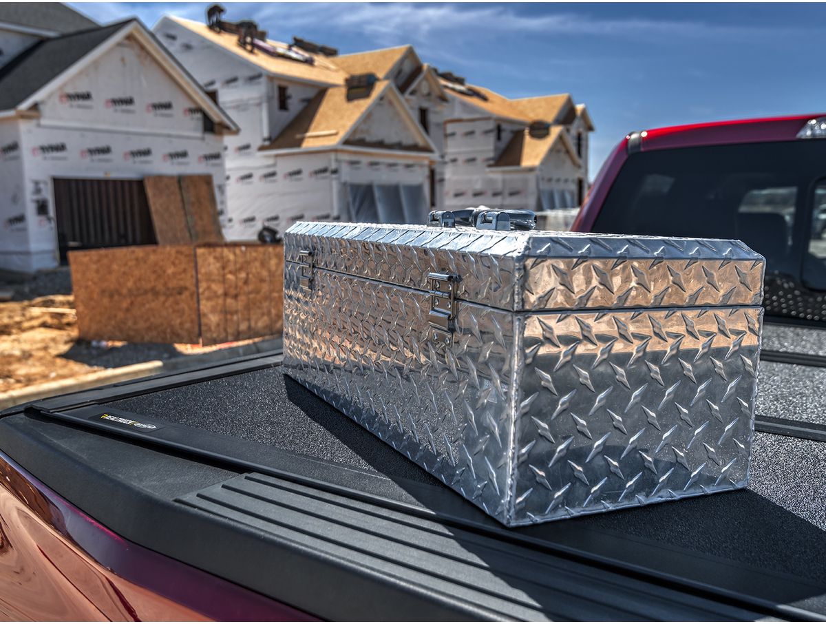 UnderCover Armor Flex Hard Folding Tonneau Cover | RealTruck
