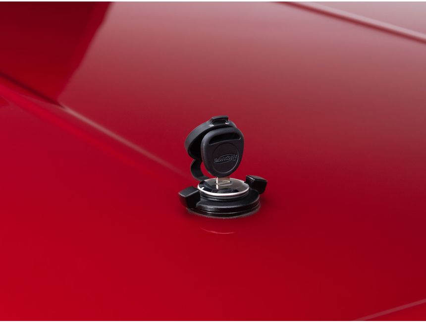 UnderCover LUX Tonneau Cover | RealTruck