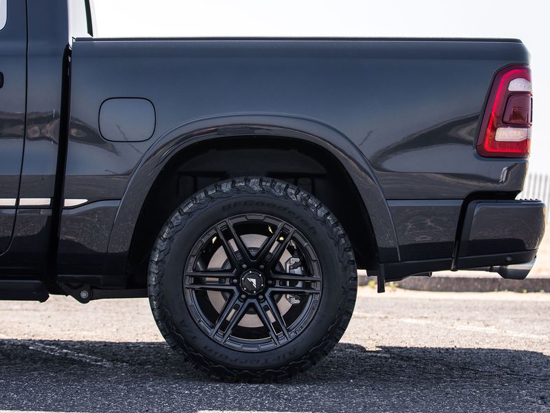 Venomrex Black VR602 Wheels | RealTruck